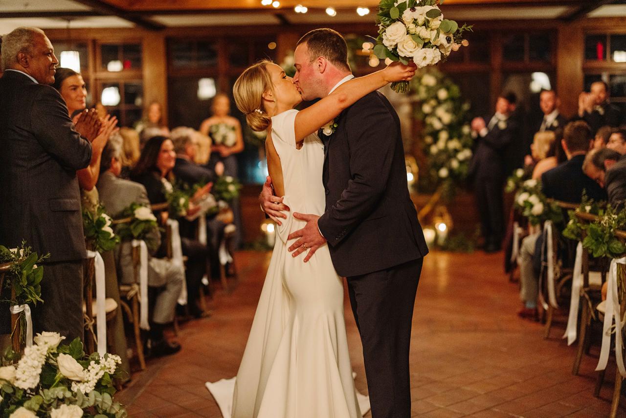 Real Wedding: Anna & Matt | Willowdale Estate