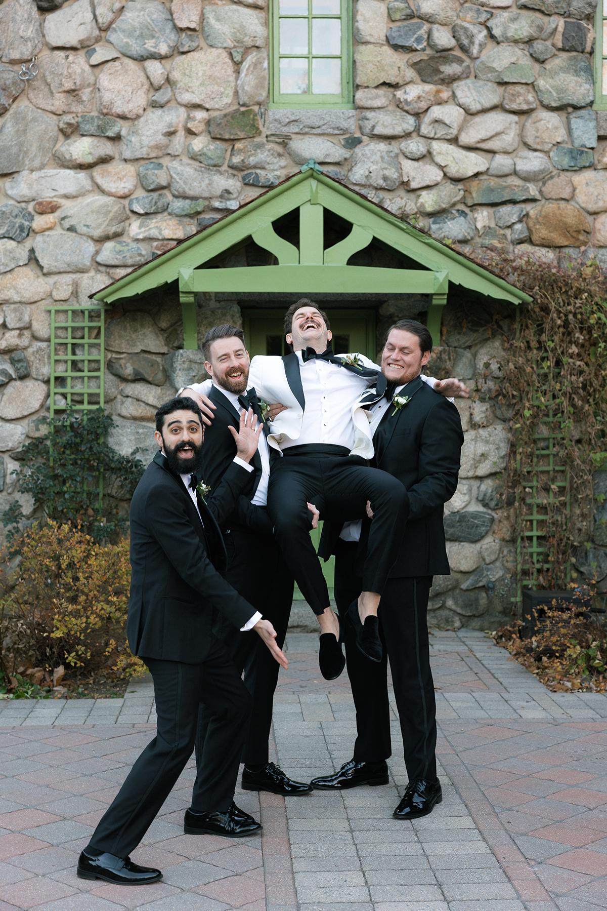 Real Wedding: Danielle & Pol | Willowdale Estate