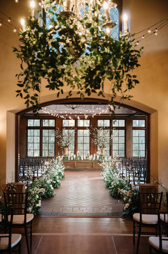 Real Wedding: Marisa & Cameron | Willowdale Estate